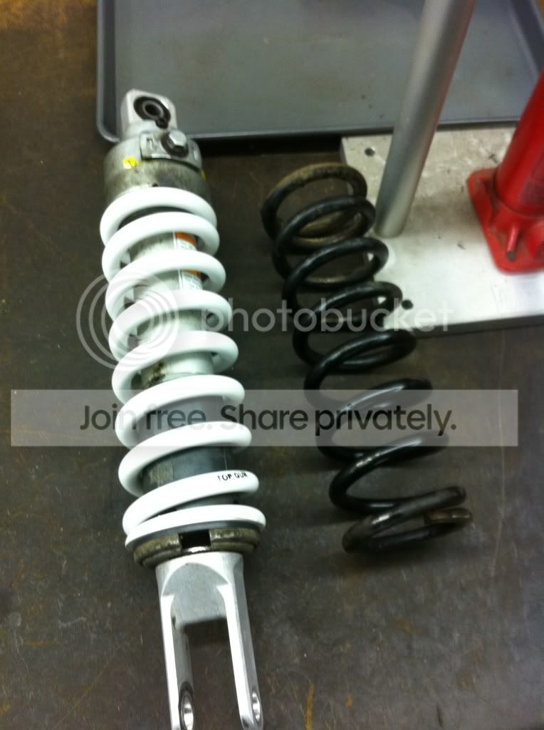 Shock spring install | Kawasaki KLR Forum